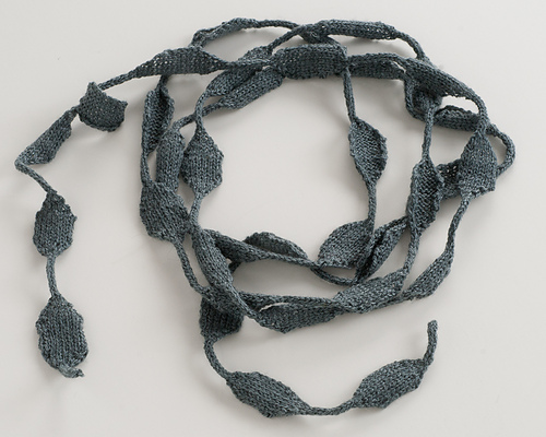 Ravelry: Necklace Scarf pattern by Eden Detrixhe