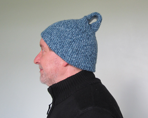 Ravelry: Conjoined Möbius Hat pattern by Woolly Thoughts
