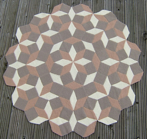 Ravelry: Penrose pattern by Woolly Thoughts