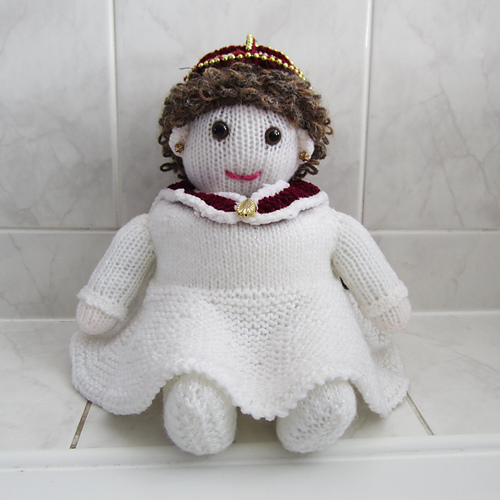 Ravelry: Roll Models: Royal Flush pattern by Woolly Thoughts