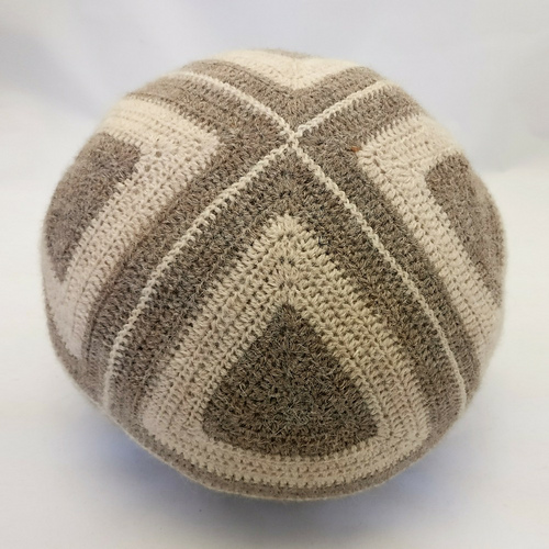 Ravelry: Platonic Spheres pattern by Woolly Thoughts