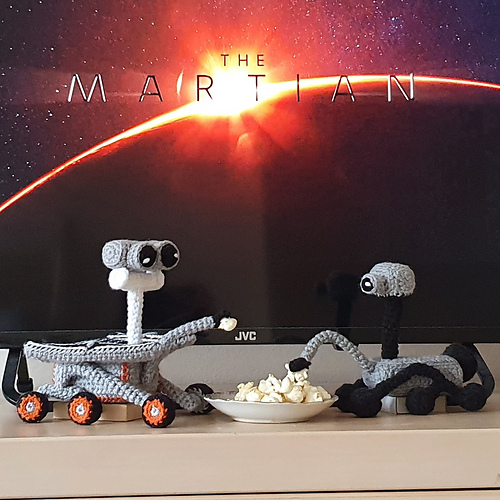 Ravelry: Opportunity Mars Rover pattern by Aoife Hardesty