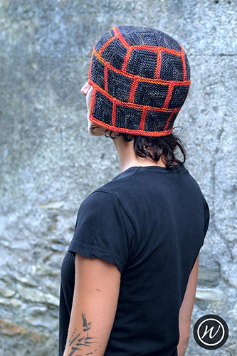 Ravelry: Nethere pattern by Woolly Wormhead