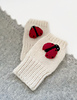 Ravelry: Ladybugs fingerless gloves pattern by wooloks
