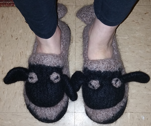 Ravelry: Shaun's Slippers - Seamless Felted Sheep Shoes pattern by ...