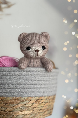 Ravelry: Knit Baby bear pattern by Ola Oslopova