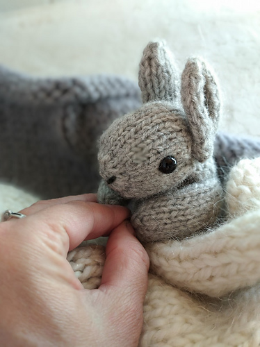 Ravelry: Easter rabbit toy pattern by Ola Oslopova