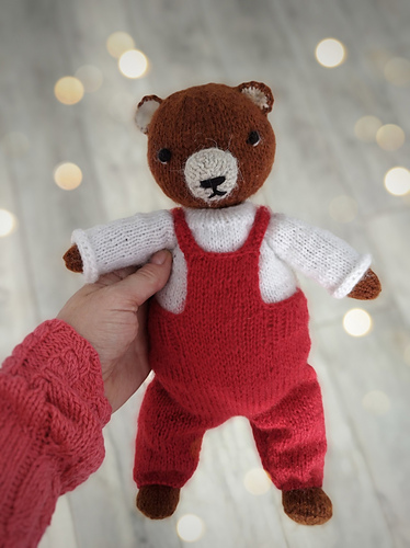 Ravelry: Cute teddy bear pattern by Ola Oslopova