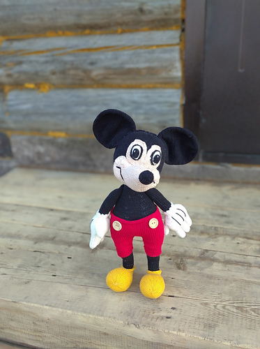 Ravelry: Knitted Boy Mouse pattern by Ola Oslopova