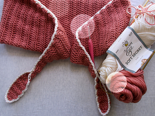 Ravelry: The Bindle Cowl pattern by Nicole Rogowski
