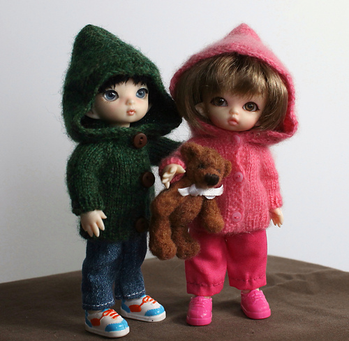 Ravelry: Hoodie for Pukipuki pattern by Wovenflame (Marlene)