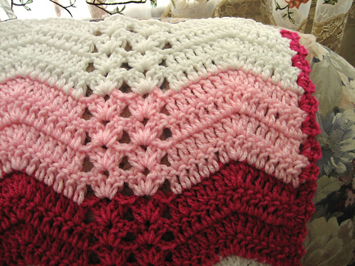 Ravelry: White Chocolate Strawberry Double Shell Ripple pattern by ...