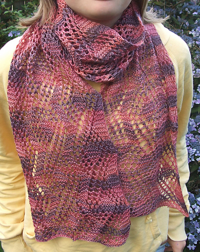 Ravelry: Trellis Scarf pattern by Anniken Allis