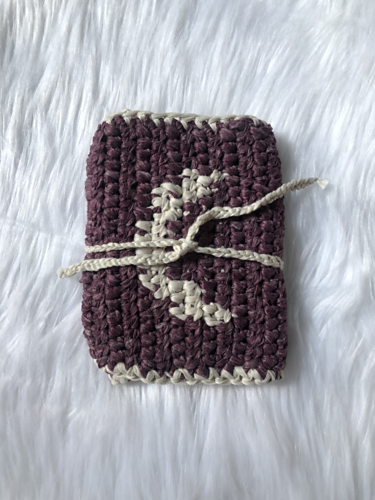 Ravelry: Selenic Tarot Pouch pattern by Sabrina Cordon