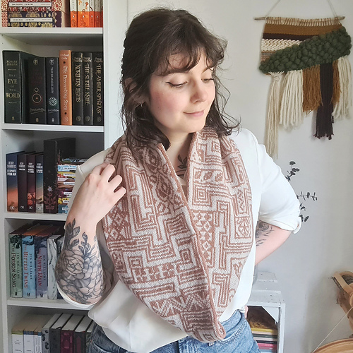 Ravelry: Dedale pattern by Audrey Borrego