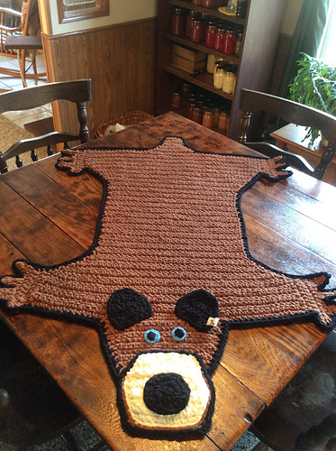 Ravelry: Bear Rug - Bärenteppich pattern by Sonea Delvon