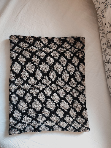 Ravelry: Woven Rings Cowl pattern by Yarn Create Repeat