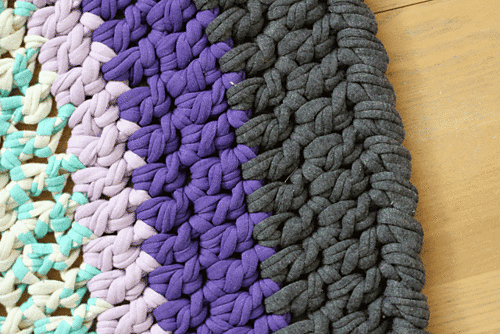 Ravelry: Rundt tæppe i Zpagetti pattern by Yarnfreak