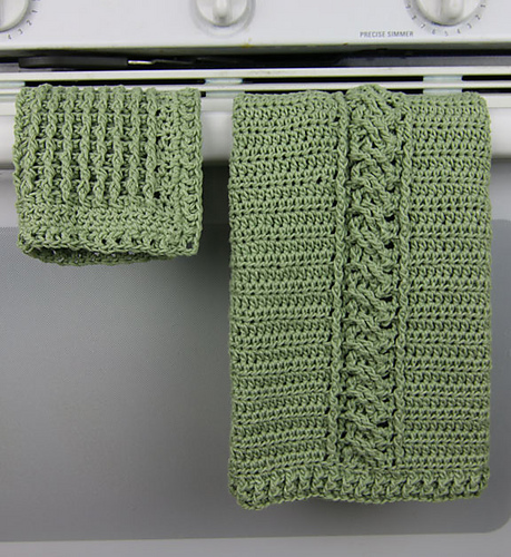 Ravelry: Celery Stalks pattern by Yarn Twins