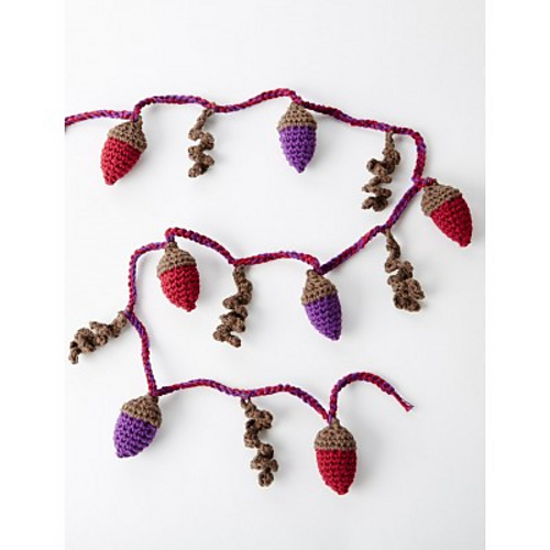 Ravelry: Autumn Acorn Garland pattern by Bernat Design Studio