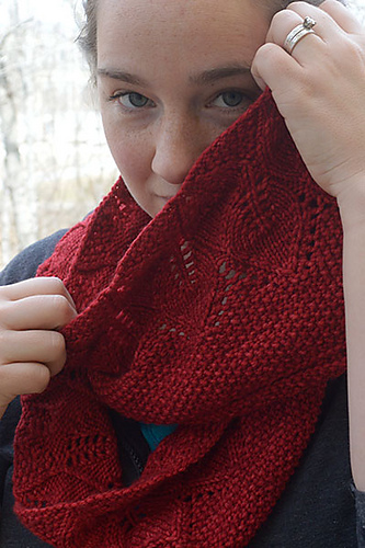 Ravelry: Hannah pattern by Yarnthology