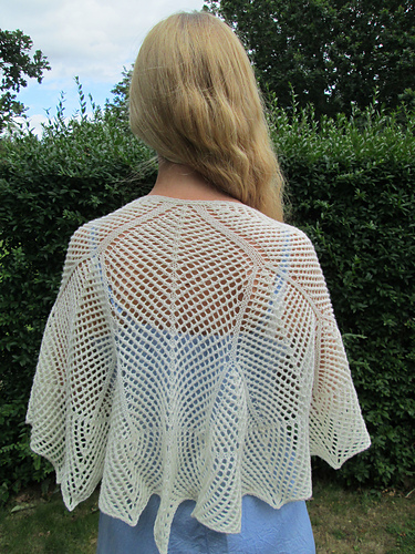 Ravelry: Bequin pattern by Ydun