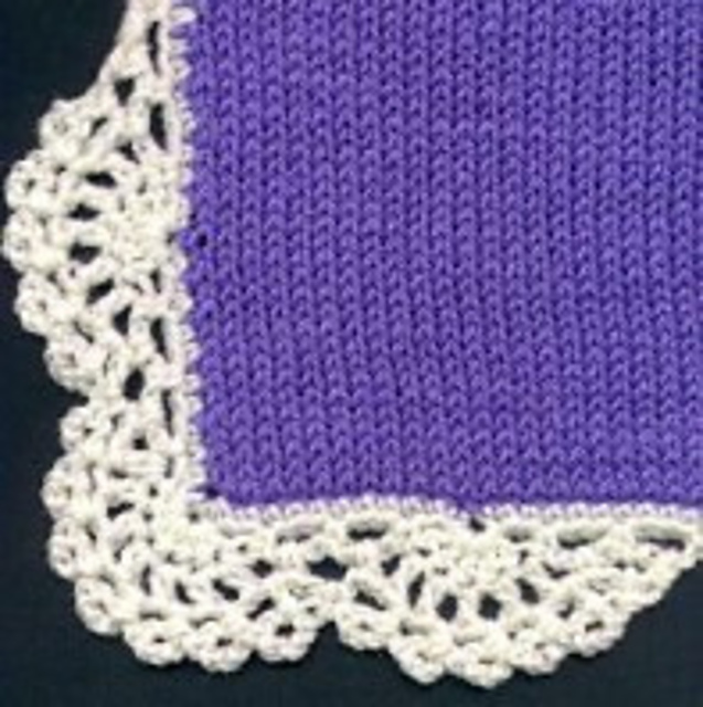 Ravelry: Scalloped Crochet Edging pattern by Heidi Stepp
