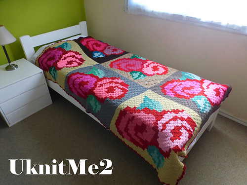 Ravelry: c2c Rose Rosebud Pillow pattern by U Knit Me 2