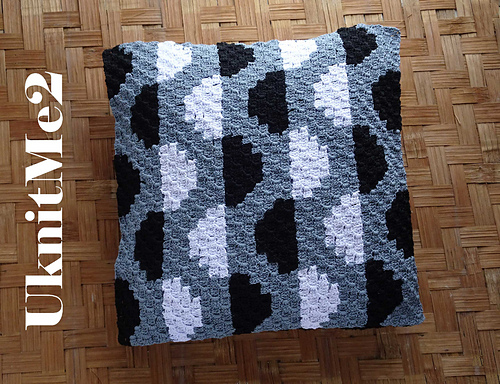 Ravelry: c2c Molecules Pillow pattern by U Knit Me 2