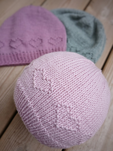 Ravelry: Tiny Heart Children's Hat pattern by YourKnittingroom