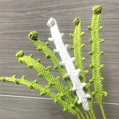 Ravelry: Small Wild Brake pattern by Yui Sun