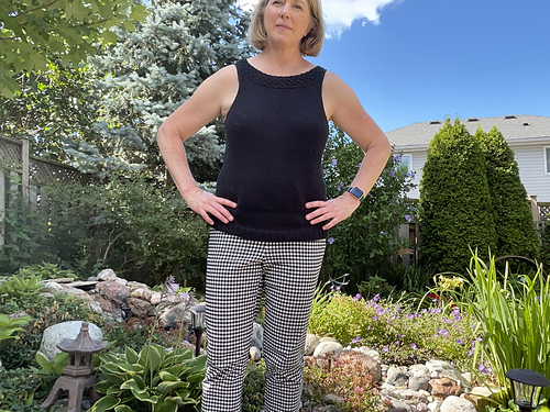 Ravelry: Big Chain Top pattern by Hinterm Stein