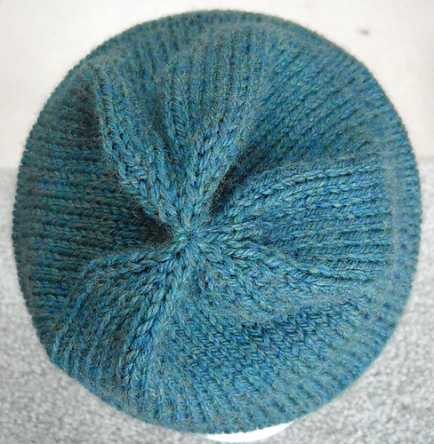 Ravelry: The Minnesota Hat pattern by Delphinium Designs