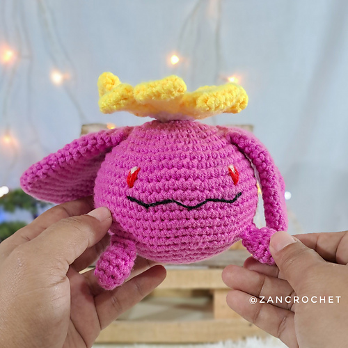 Ravelry: Pokemon Shiny Skiploom pattern by zan Merry
