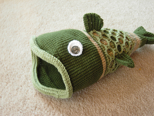Ravelry: Crochet Fish Hat pattern by Jessica Flowers