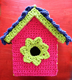 Ravelry: Zsa-Zsa's Yarn-Bombed Birdhouse