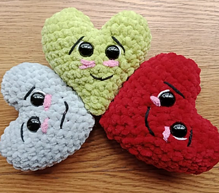 Ravelry: Heart Plush pattern by Adri Brits