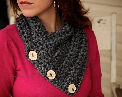 Ravelry: CoZy CoWl pattern by Amanda Barile