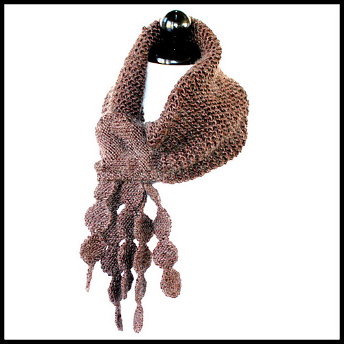 Ravelry: Truffles Cowl pattern by Angela Juergens