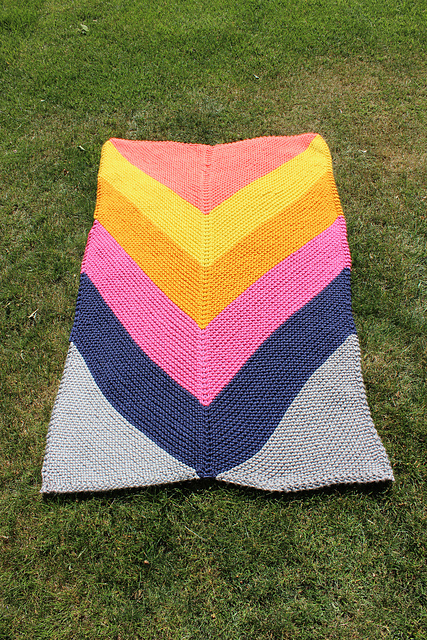 Ravelry: ack's Heirloom Chevron Throw