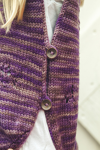 Ravelry: Wave Runner pattern by Sara Gresbach