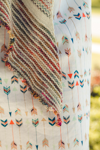 Ravelry: Song of Sorrow pattern by Sara Gresbach