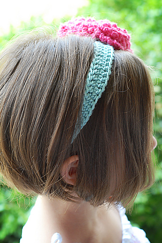 Ravelry: Foo Foo Flower Headband pattern by Adrienne Engar