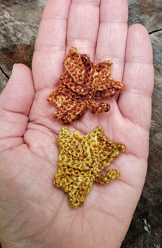 Ravelry: The Mini Maple Leaf pattern by Amy Drossner