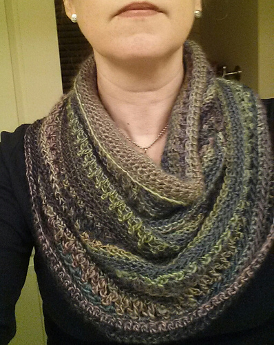 Ravelry: Versatile V-Stitch Cowl to Wrap pattern by Kara Gunza
