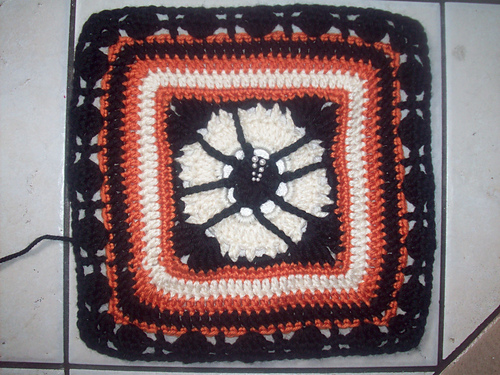 Ravelry: Spider Square pattern by Dayna Audirsch