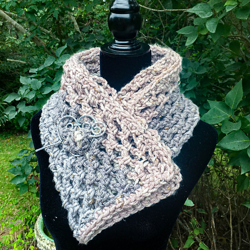 Ravelry: Magic Mini Scarf pattern by Kris Stone