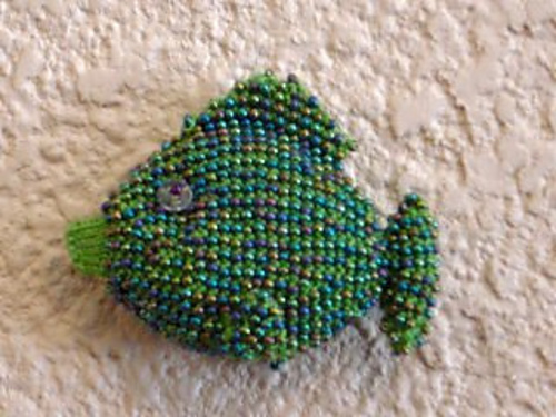 Ravelry: Small Fish (Beaded Aquarium Series) pattern by Linda Taylor