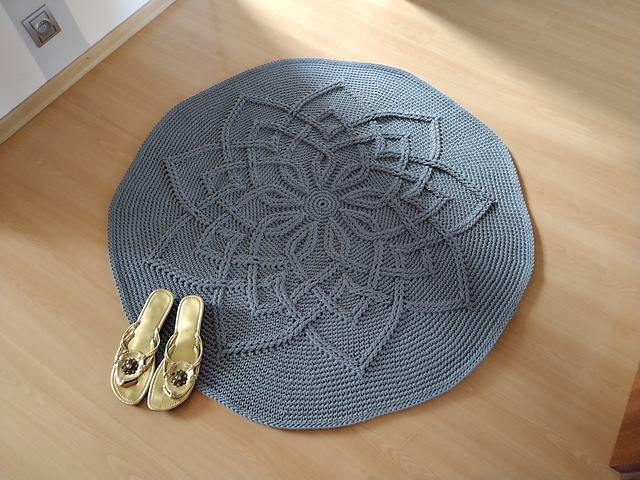 Ravelry: Christmas 2022 Carpet pattern by Magic Carpet Studio