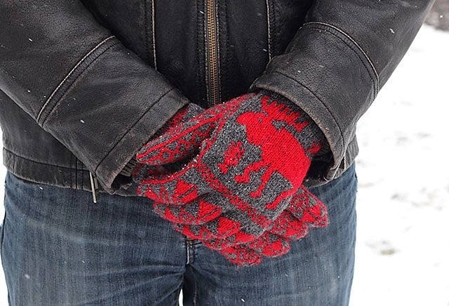 Ravelry: ahickman's Moose Gloves
